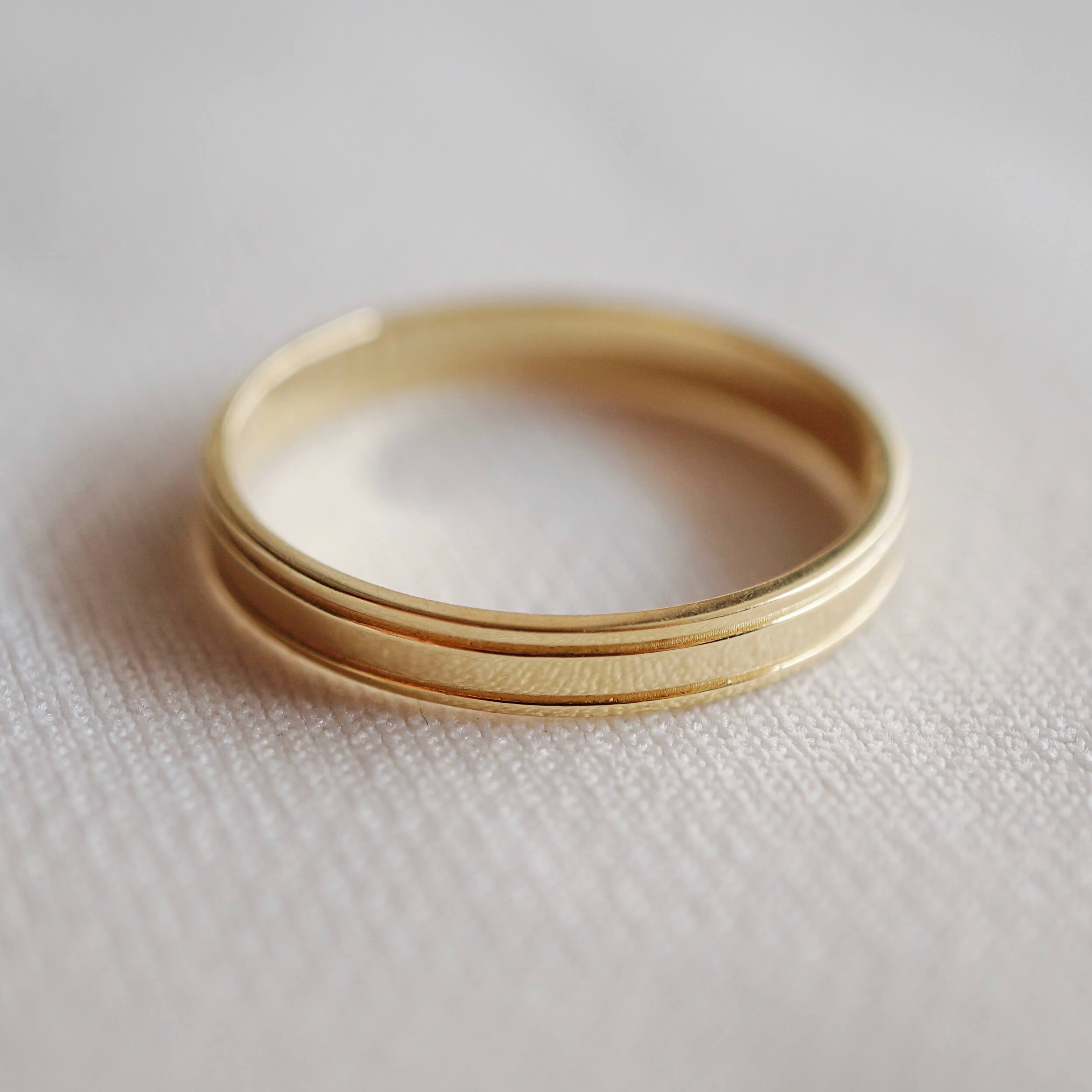 BORDER RING – CROWN