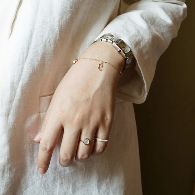 PERSONALITY CURB BRACELET – CROWN