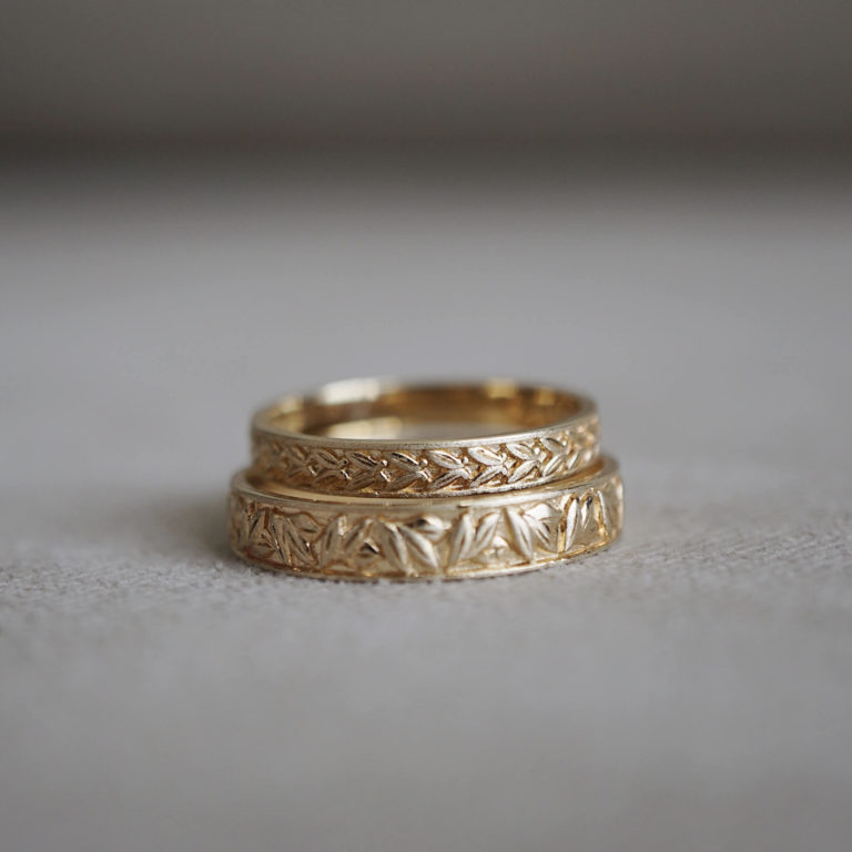 PATTERN OLIVE LEAF BAND & PATTERN AUTUMN LEAF BAND RING – CROWN