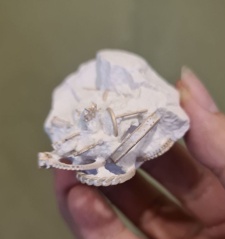 Quá trình chế tác crown – CROWN