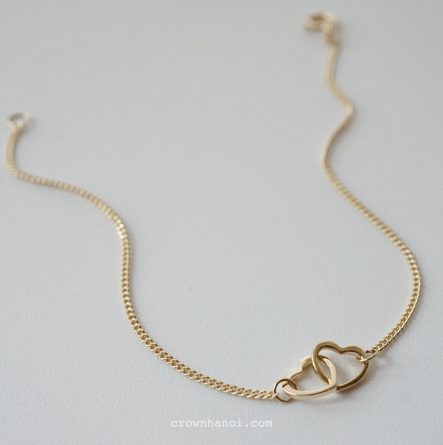 DOUBLE HEART CURB BRACELET – CROWN